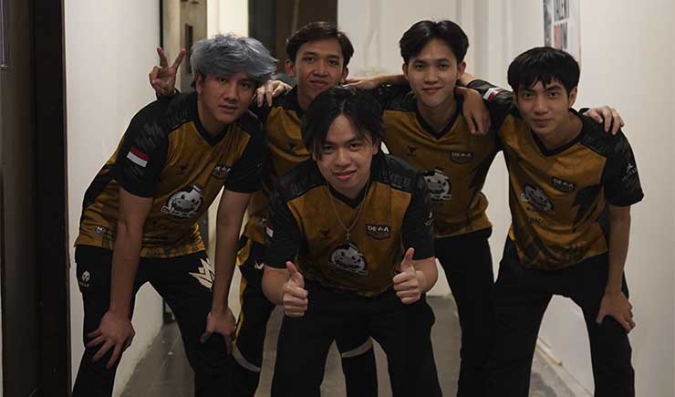 (MPL Season 13) Coach Caesius Tetap Terapkan Kekeluargaan Seperti di ...